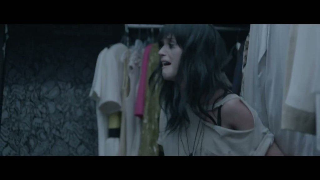 Katy Perry - The One That Got Away Music Video Lyrics // The Hype Factor