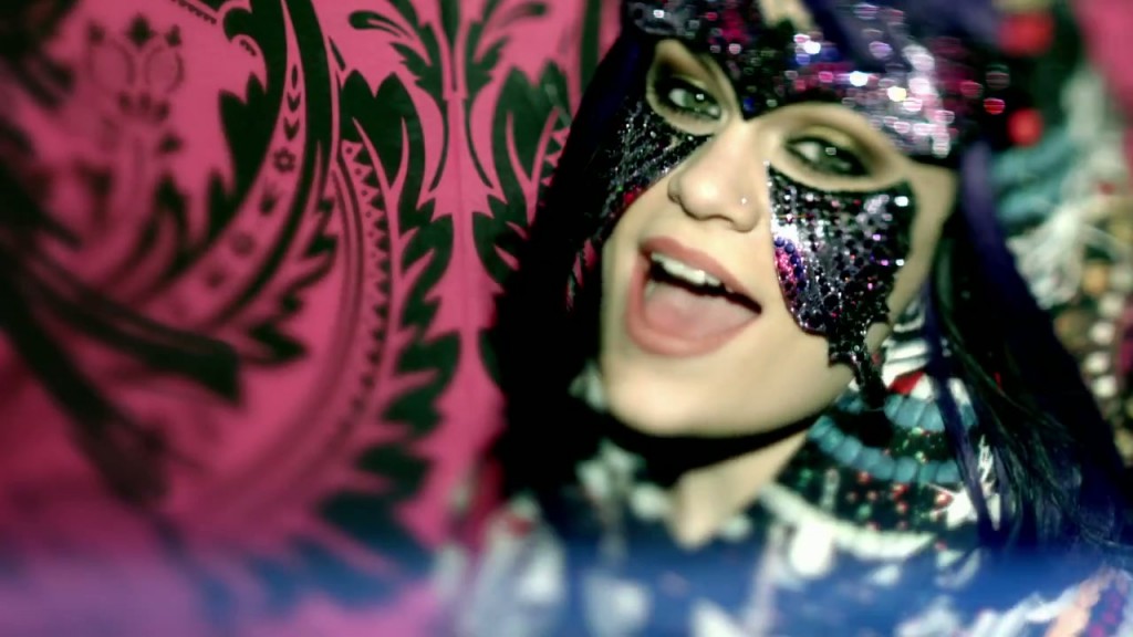 Jessie J – “Domino” Lyrics // The Hype Factor