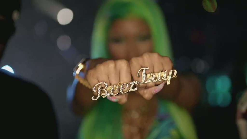 Nicki Minaj feat. 2 Chainz – Beez In The Trap Music Video Lyrics // The ...